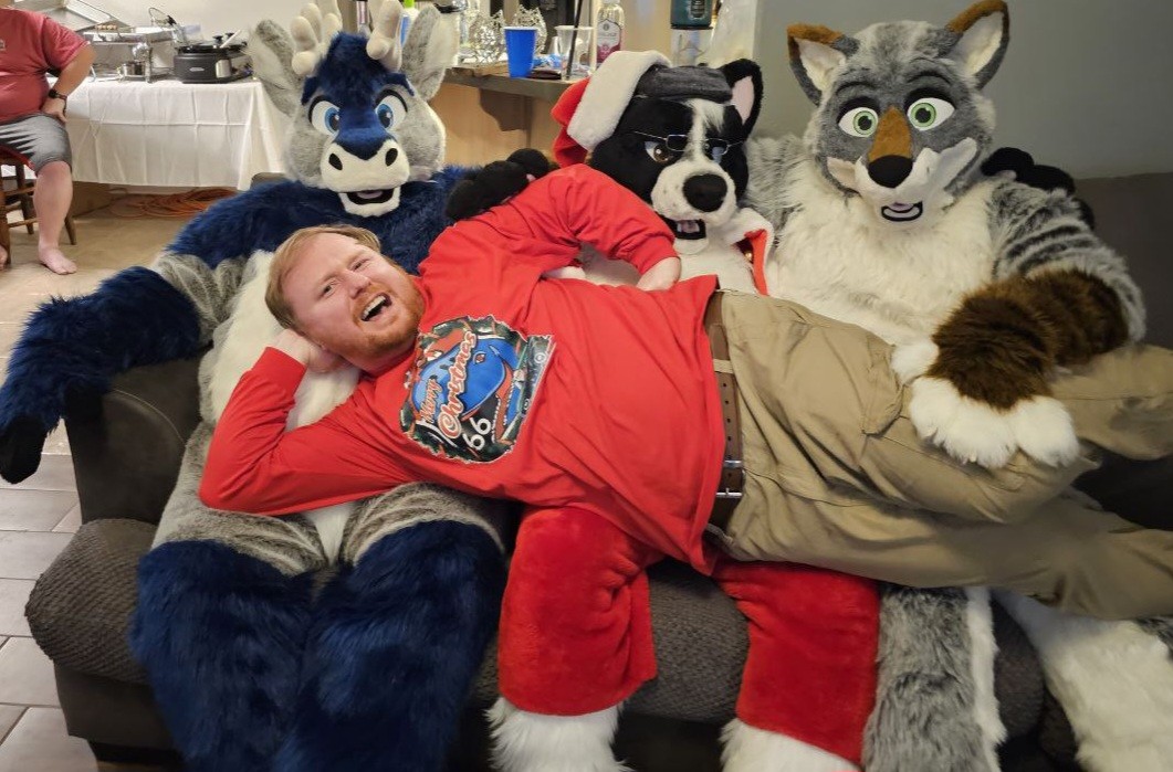 「fruit, bat」 (@lupomancer@furries.club) - Furries.club